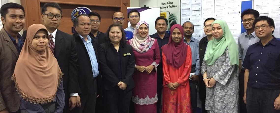Visit from RMUTSB and KMUTNB – Institute of Nano Electronic Engineering