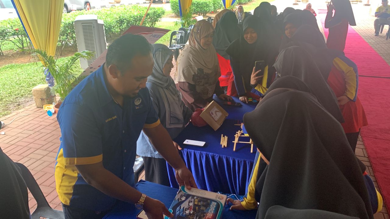 STEM With Community at FESTKON UniMAP 2023 – Institute of Nano ...