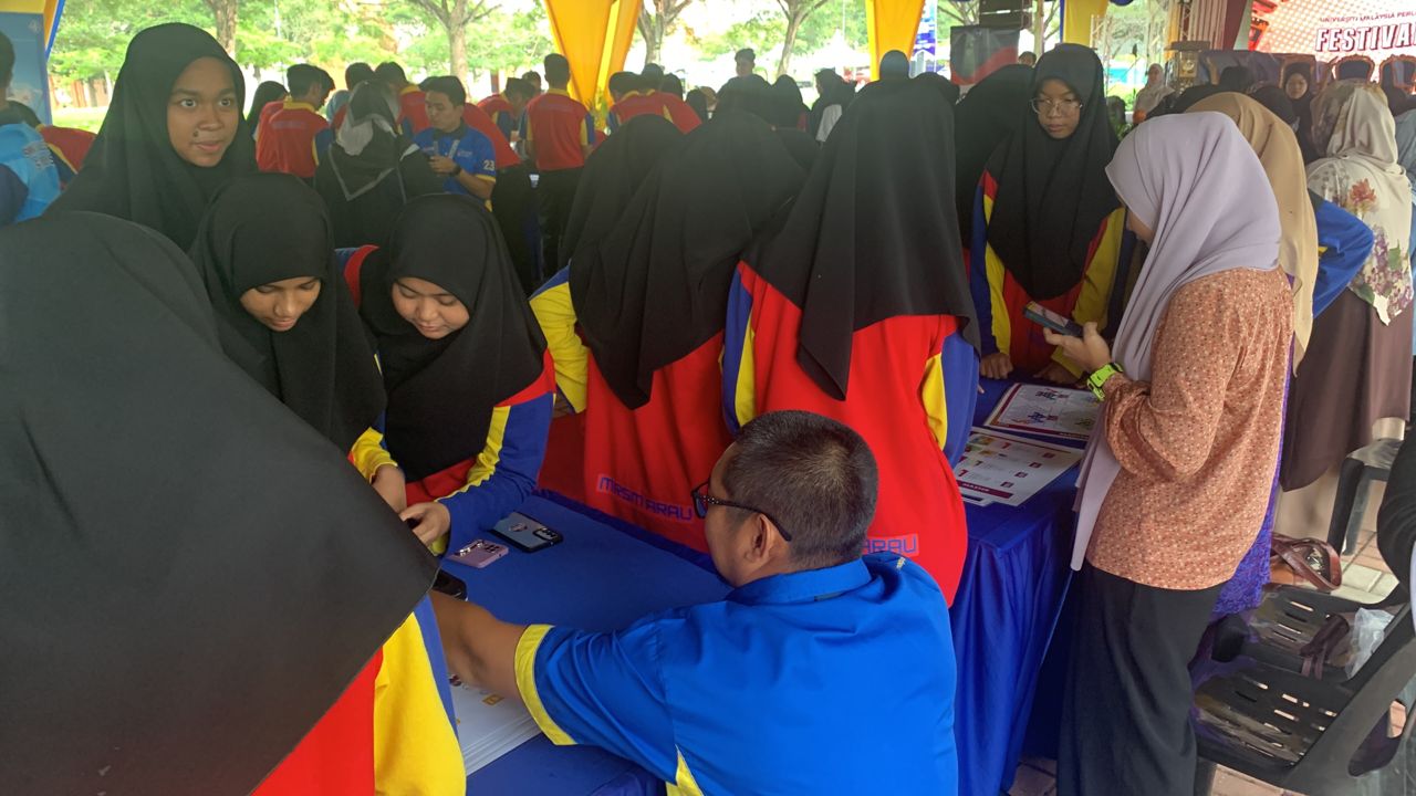 STEM With Community at FESTKON UniMAP 2023 – Institute of Nano ...